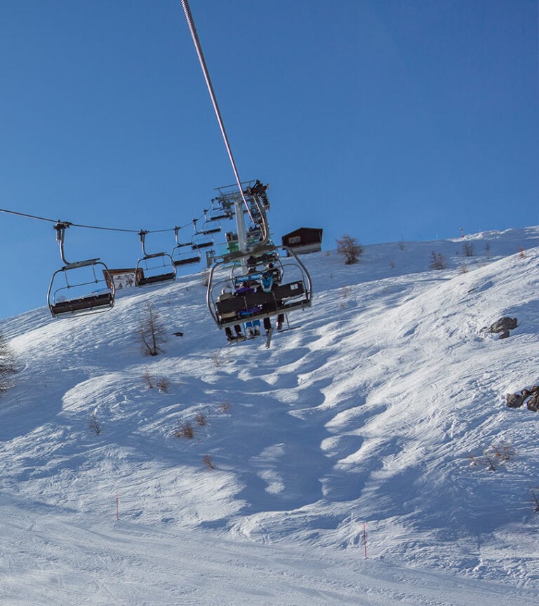 Sestriere Mountain information. Piste map, lift info and piste conditions.